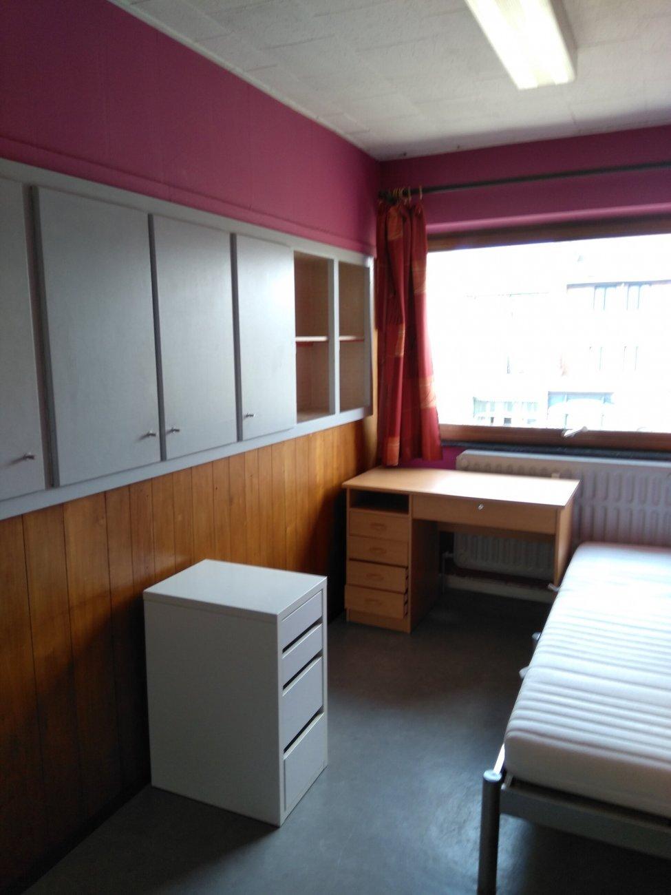 Kot 11 m² Rue de Chestret à Liège