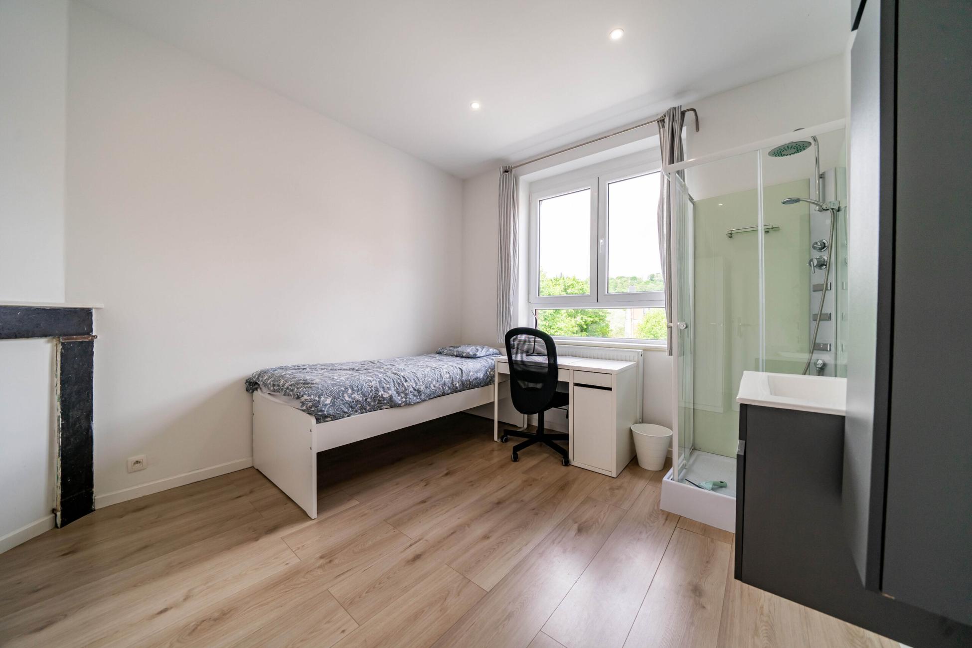 Shared housing 200 m² Place Henri Simon in Liège