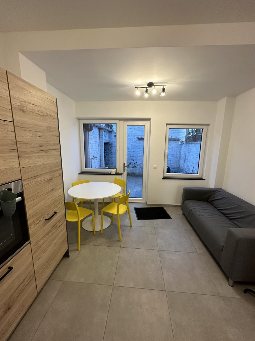 Kot 13 m² Rue lambinon à Liege